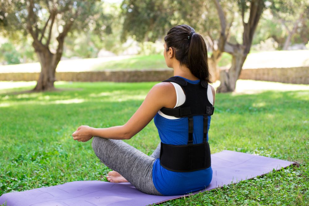 Guide to Better Posture with Apps, Wearables & Devices | Explored Wellness